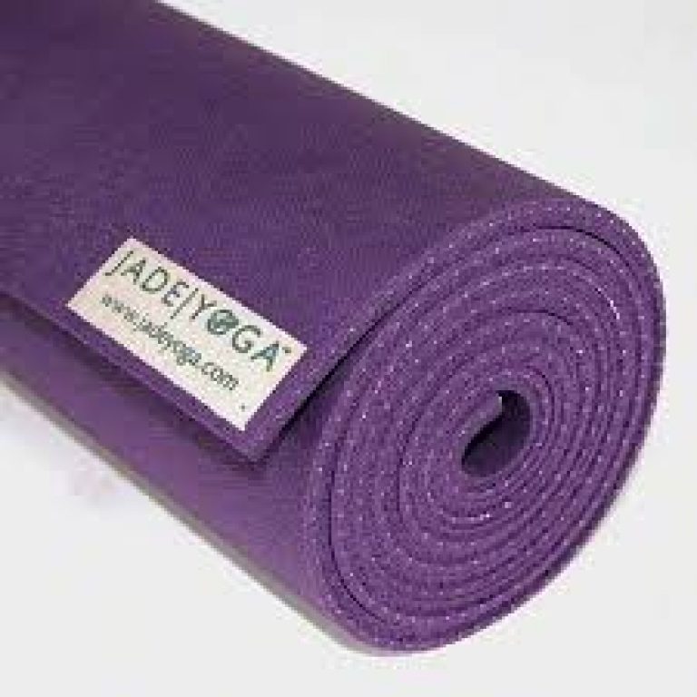 6 Best Non-Slip Yoga Mats You Need: Grippy Mats To Never Slip Again ...