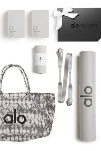 The Alo Set: The Ultimate Gift For A Yogi That Every Serious Yogi Needs ...