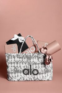 The Alo Set: The Ultimate Gift For A Yogi That Every Serious Yogi Needs ...