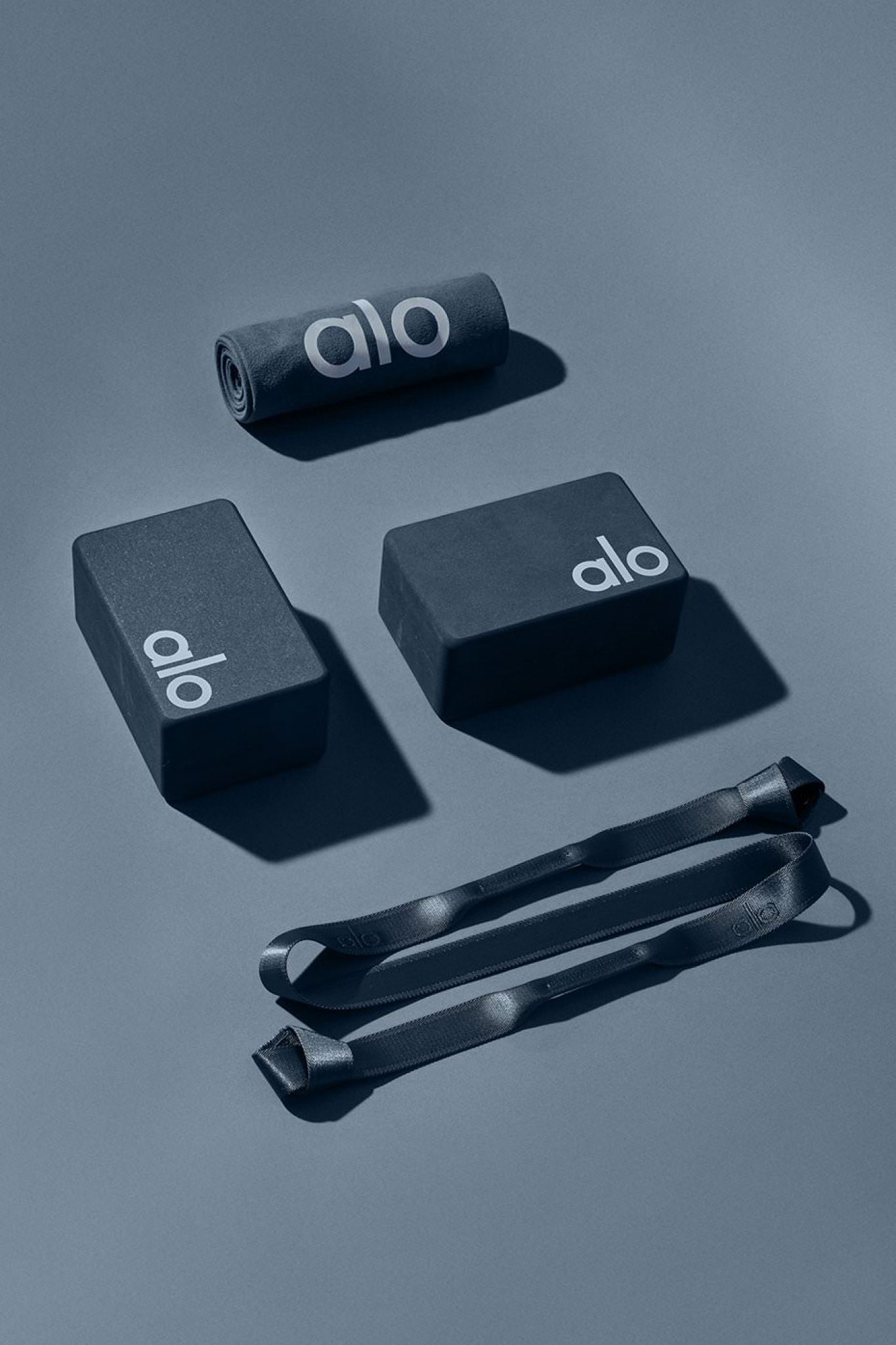 The Alo Set: The Ultimate Gift For A Yogi That Every Serious Yogi Needs ...