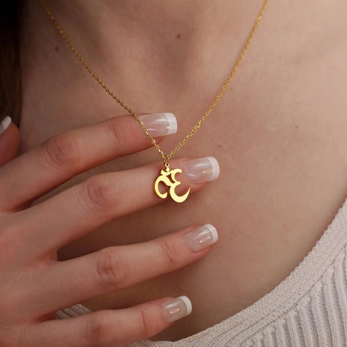 What You Need To Know About The Om Symbol Meaning + How To Wear, Tattoo ...